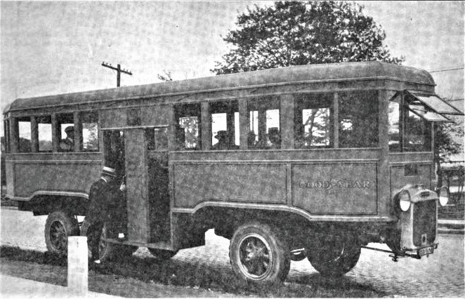 First Six-Wheeled Bus in America – American Car Historian